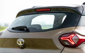 TATA PUNCH M-TEK SPOILER METEOR BRONZE MK-A021
